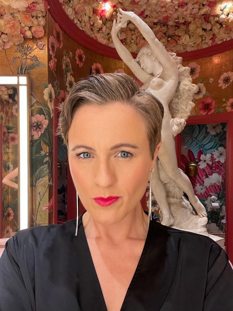 Interview with Annie Morris